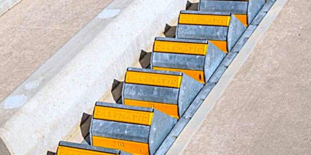 Vehicle Restraint Systems: Calematic Wheel Chocks